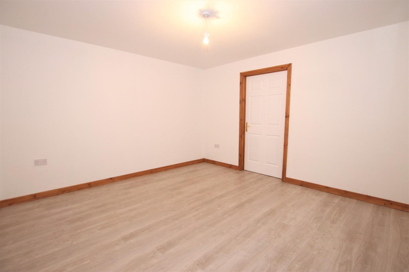 5 Eastbank, Strathfoyle, Derry/Londonderry BT47 6UW - SSTC - Homepage ...